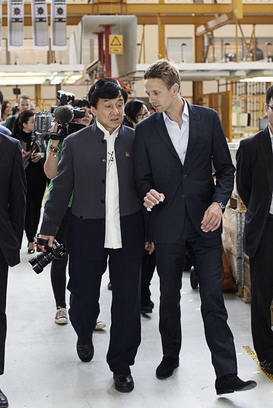 Jackie Chan Feat. Tue Mantoni | Blogger42.com